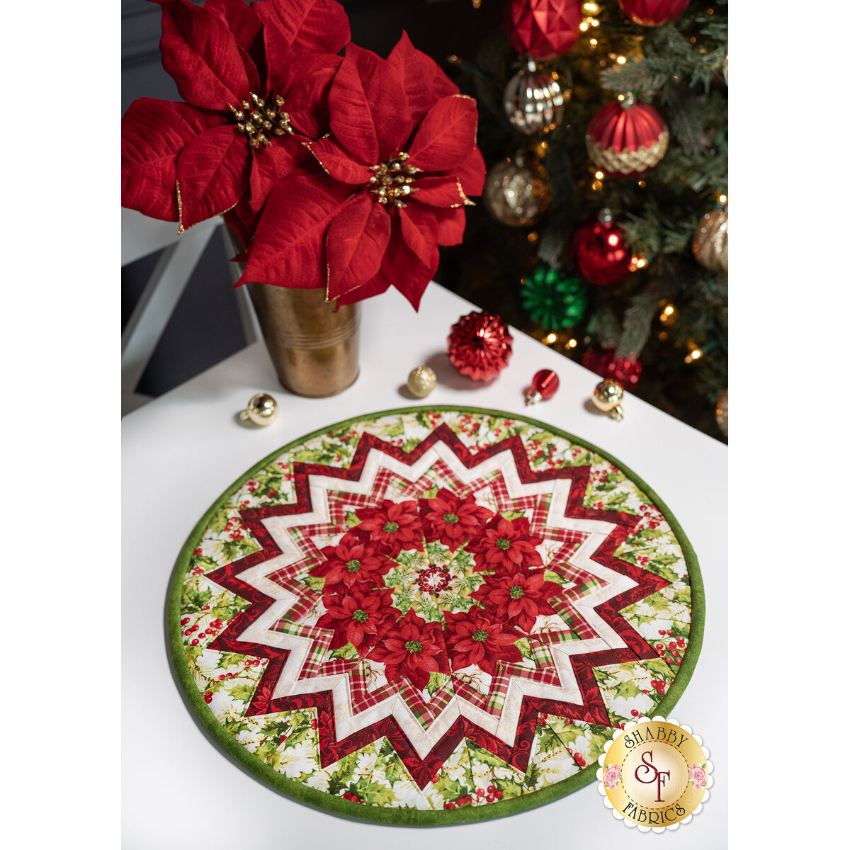 Point of View Kaleidoscope Folded Star Table Topper Kit - Holly Berry ...