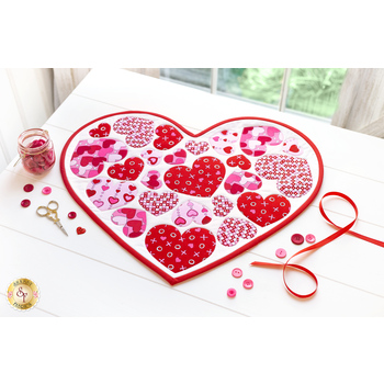 Valentine Table Topper Pattern | Shabby Fabrics